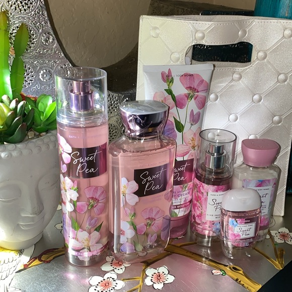 Bath & Body Works | Bath & Body | Bath And Bodyworks Sweet Pea Gift Set ...